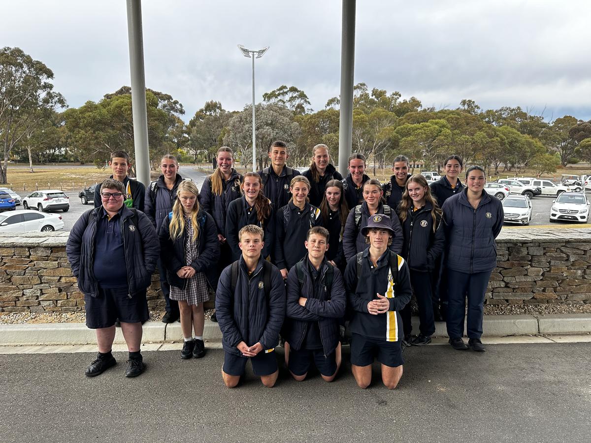 Horsham College Newsletter - Issue 13