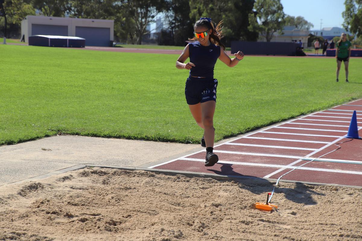 Tarneit Senior College - Issue 3