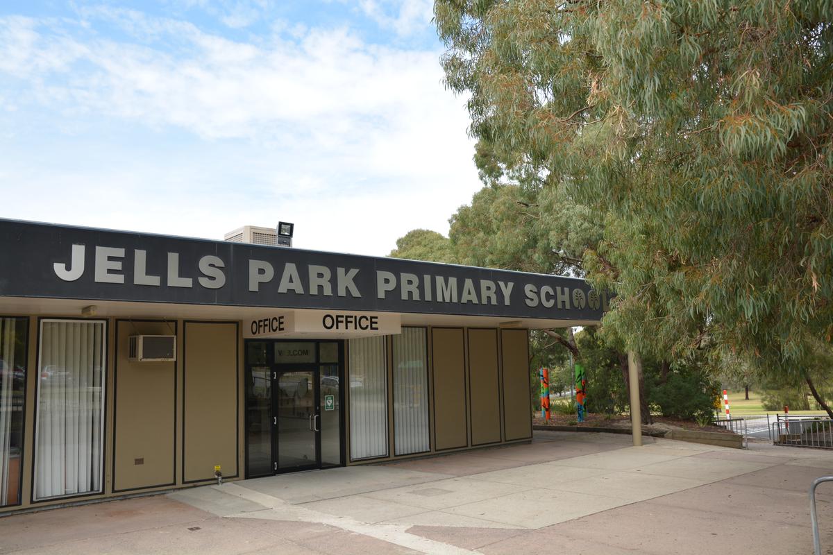 Jells Park News - Issue 7