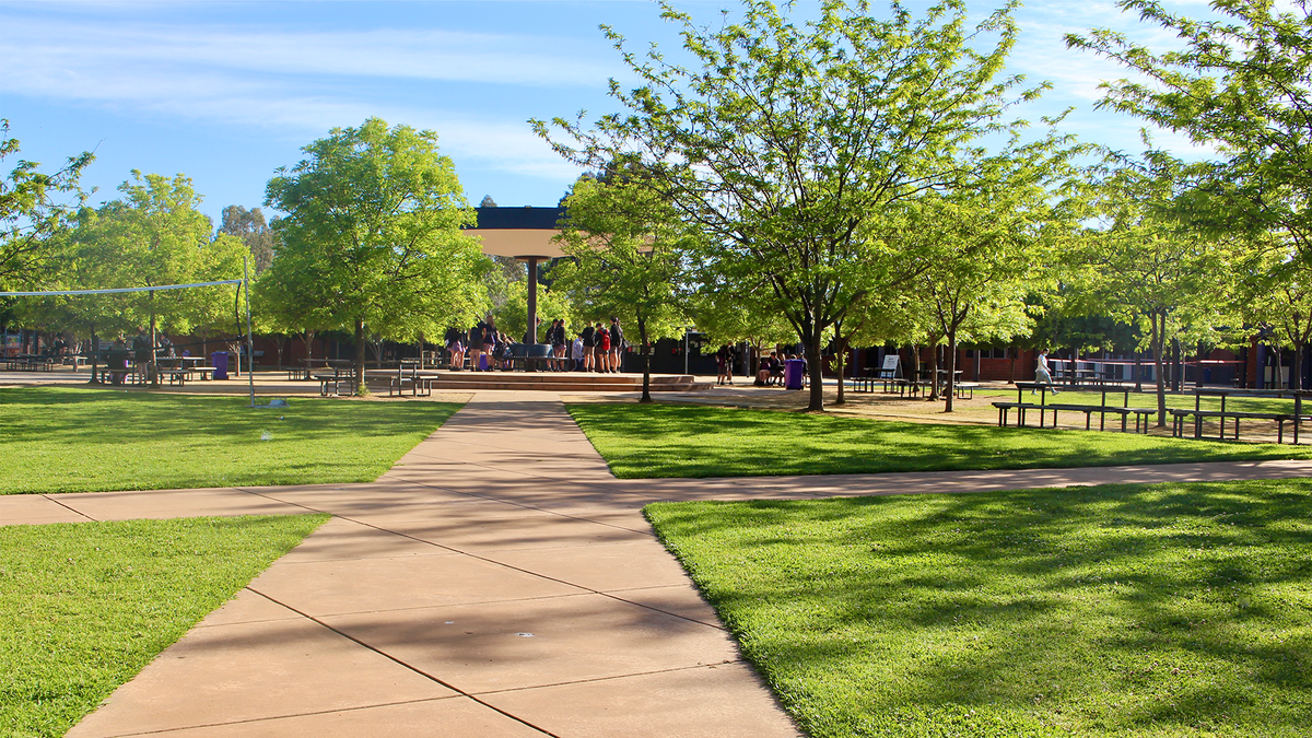 Echuca College Newsletter - Issue 2301