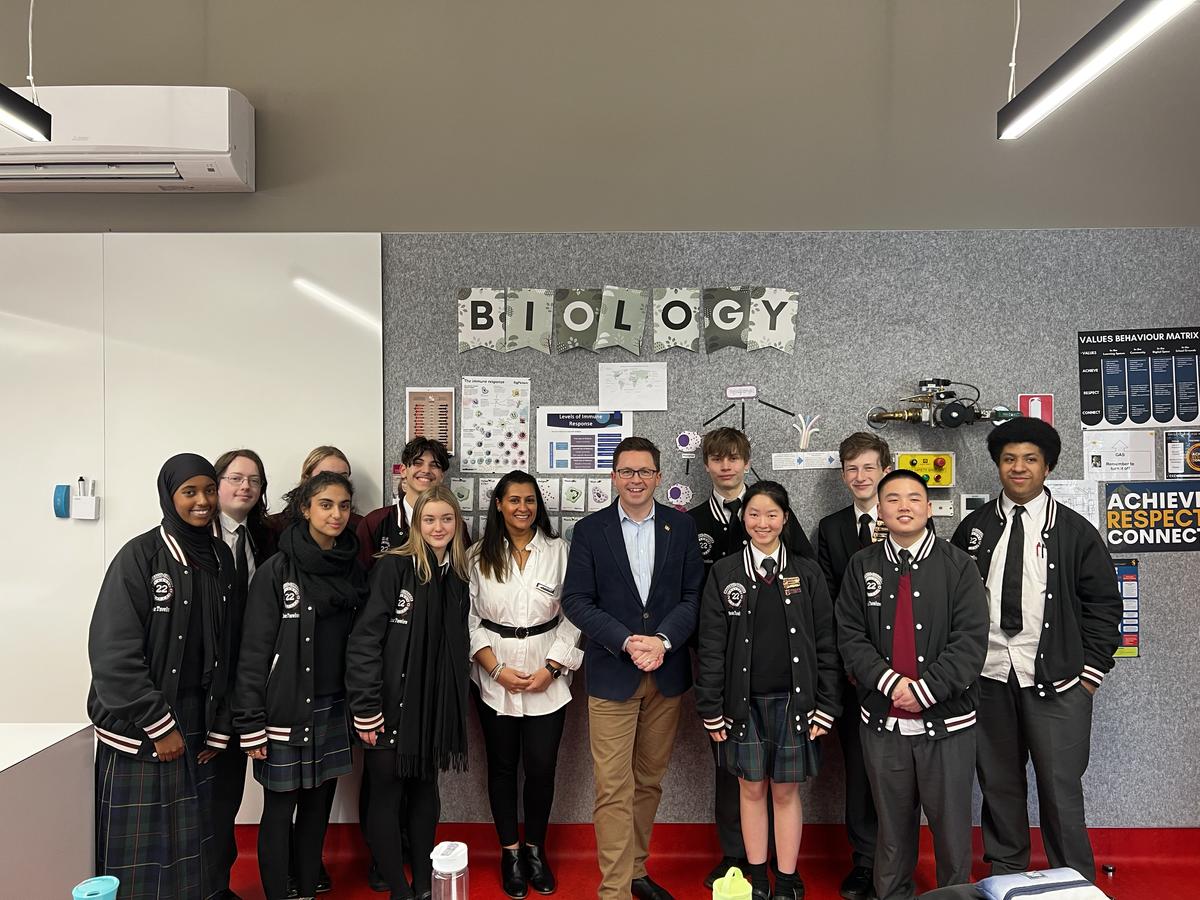 Macleod College Newsletter - Issue 6