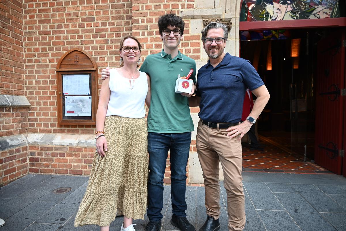 The Dragon - Issue 1