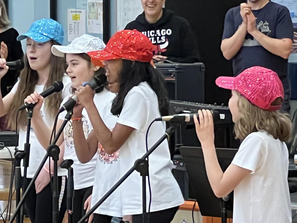 Inside Ivanhoe - Issue 19