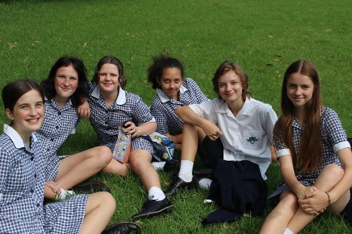 Melbourne Girls' College - Issue 4