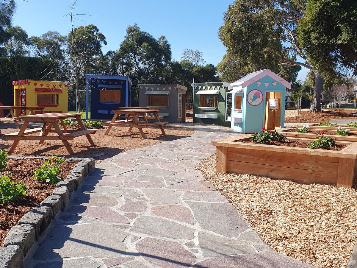 Rowville Primary School Newsletter - Issue 1