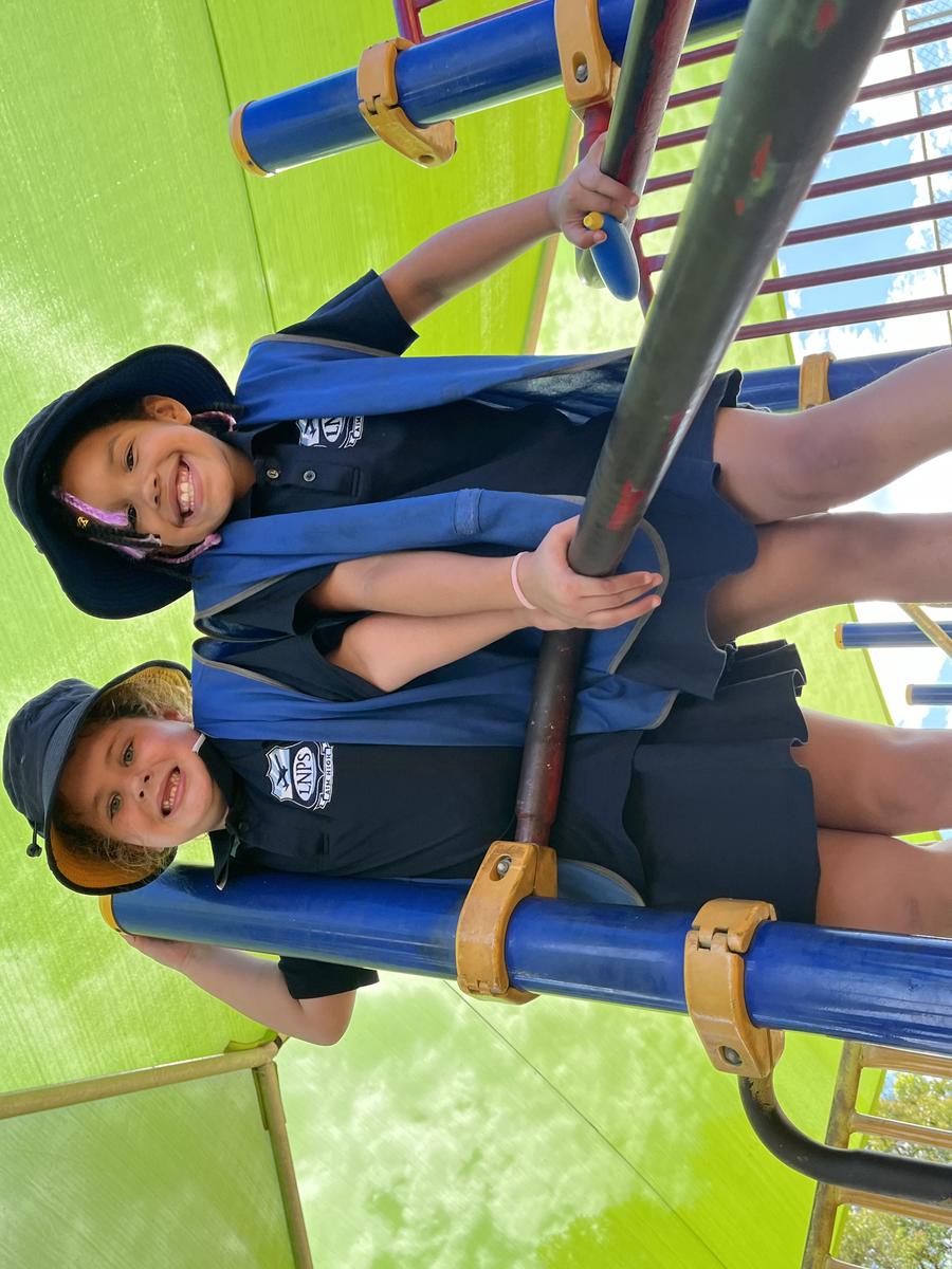 LNPS OSHC - LNPS OSHC Newsletter T1 W6