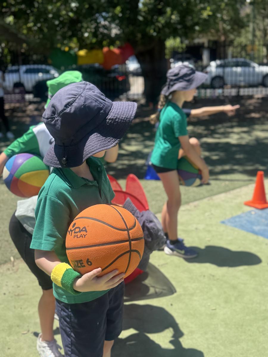 Caulfield Junior College Newsletter - Issue 32