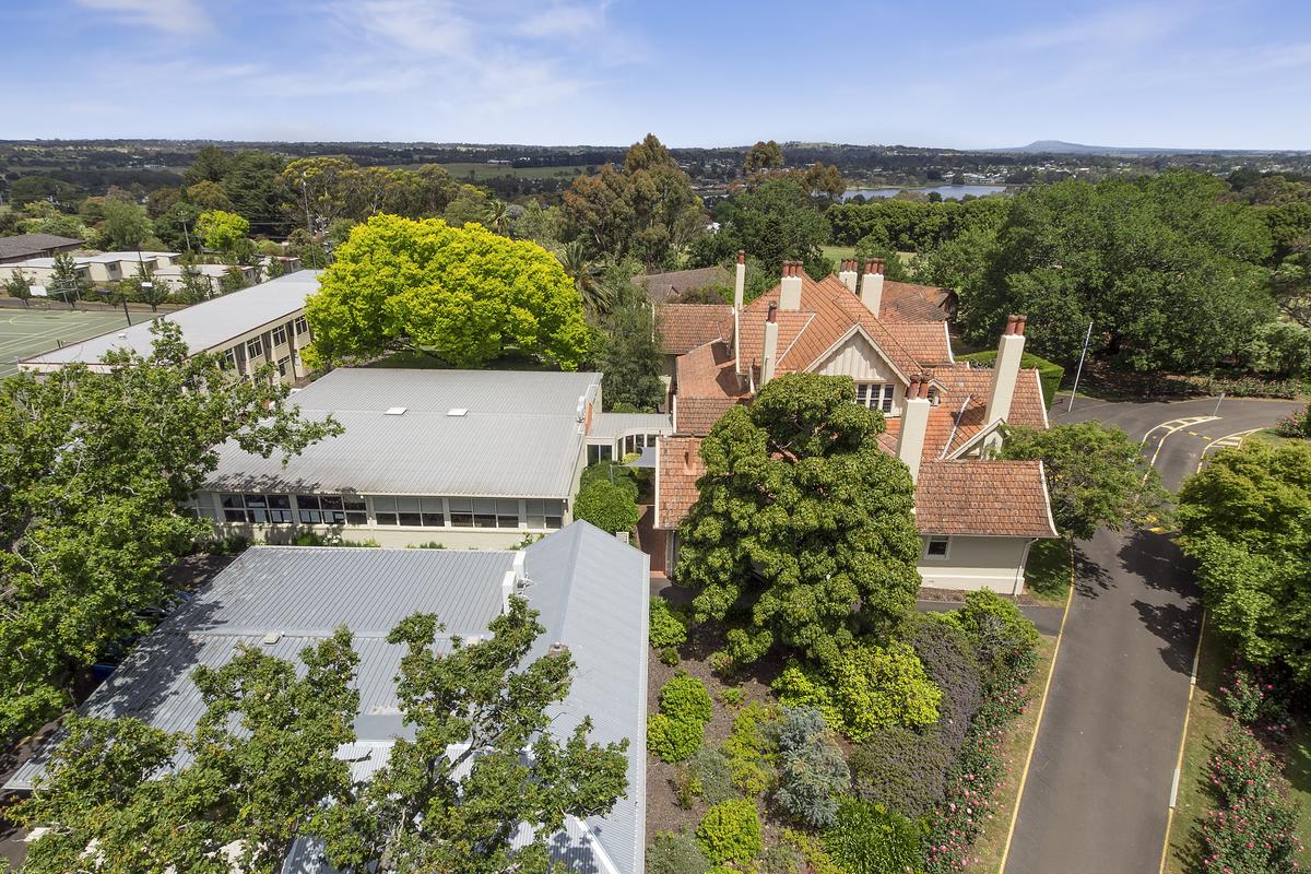 The Hamilton and Alexandra College Newsletter - Issue 6