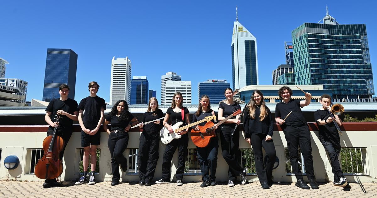 The Dragon - Issue 18