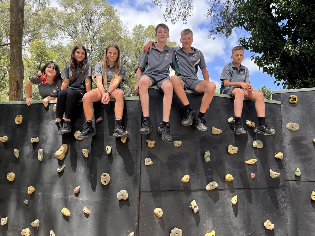 Healesville High Connections - Issue 1
