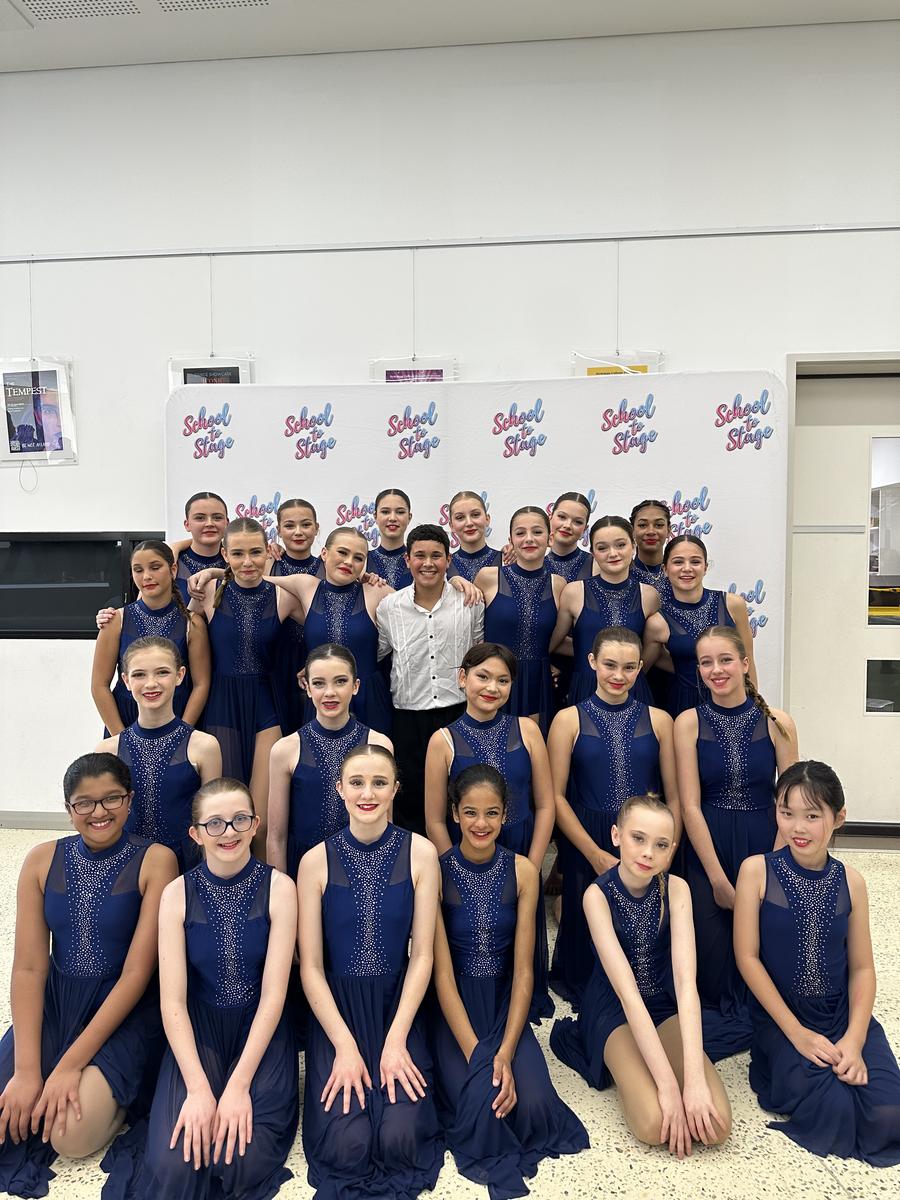 The Dragon - Issue 11